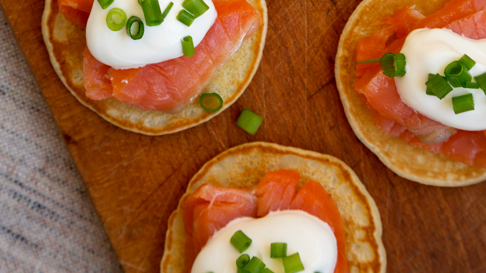 What Is A Blini And What's It Taste Like?