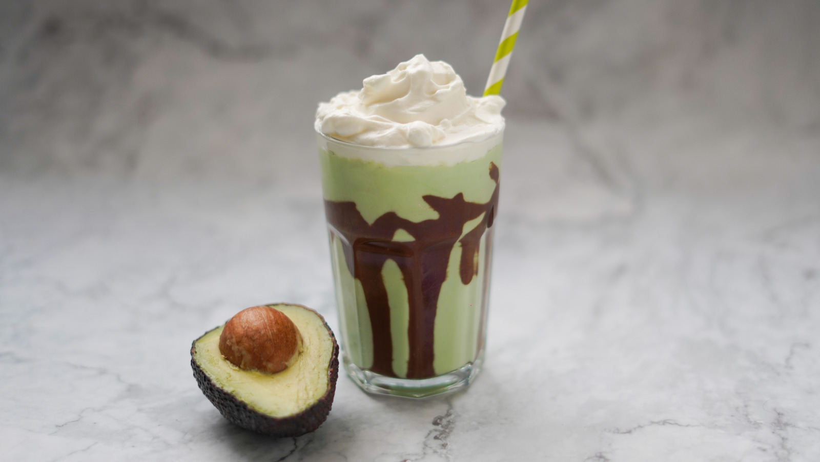 What Is Jus Alpukat And How Do You Make It?