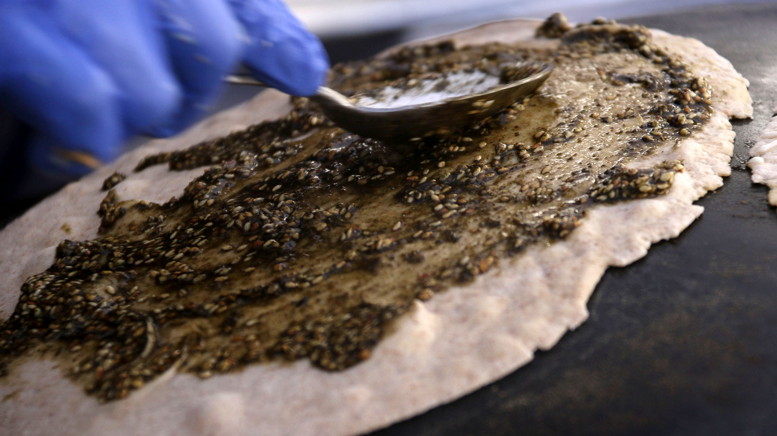 What Is Man'oushe And How Do You Make It?