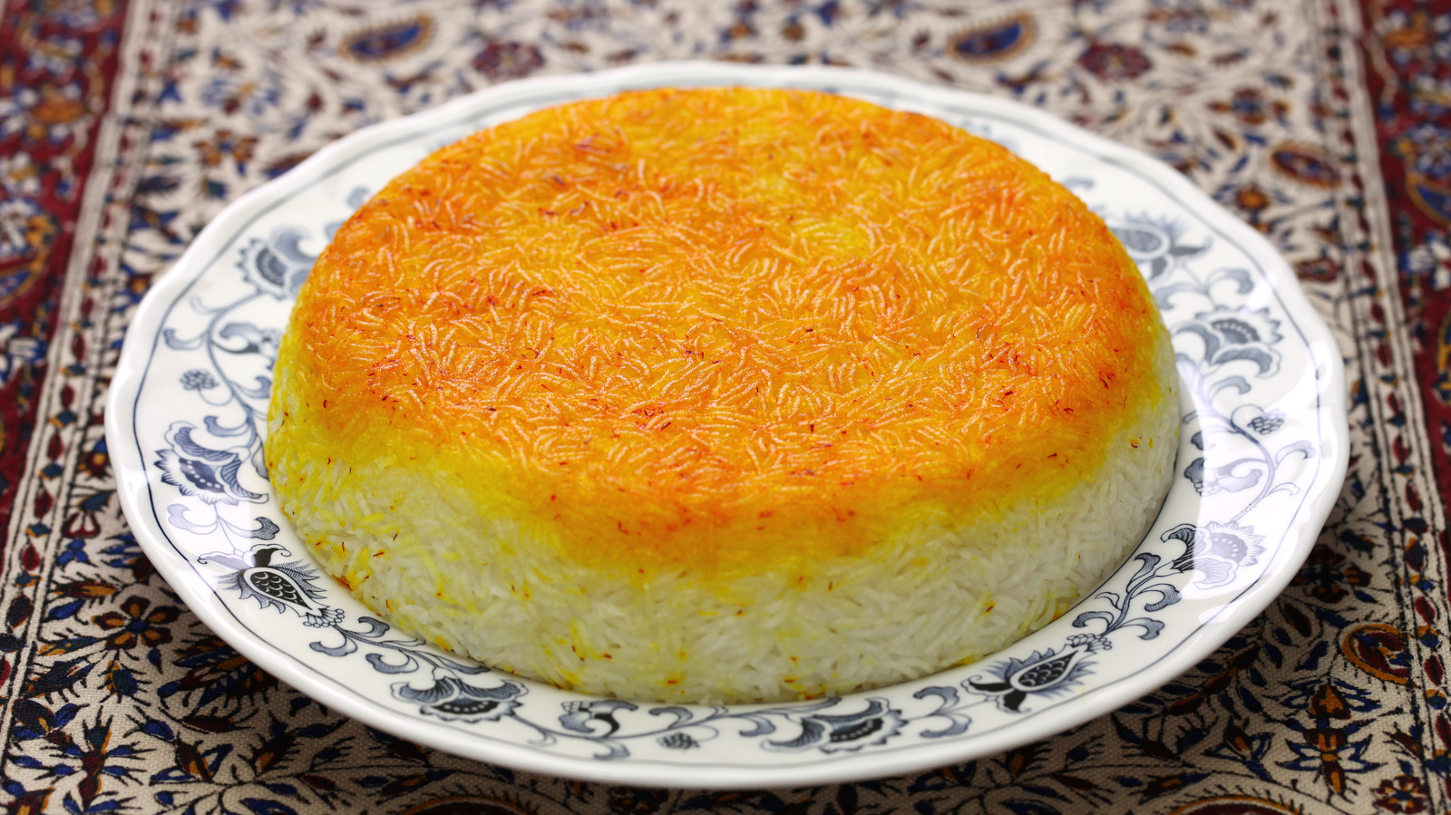 What Is Tahdig And What Does It Taste Like?