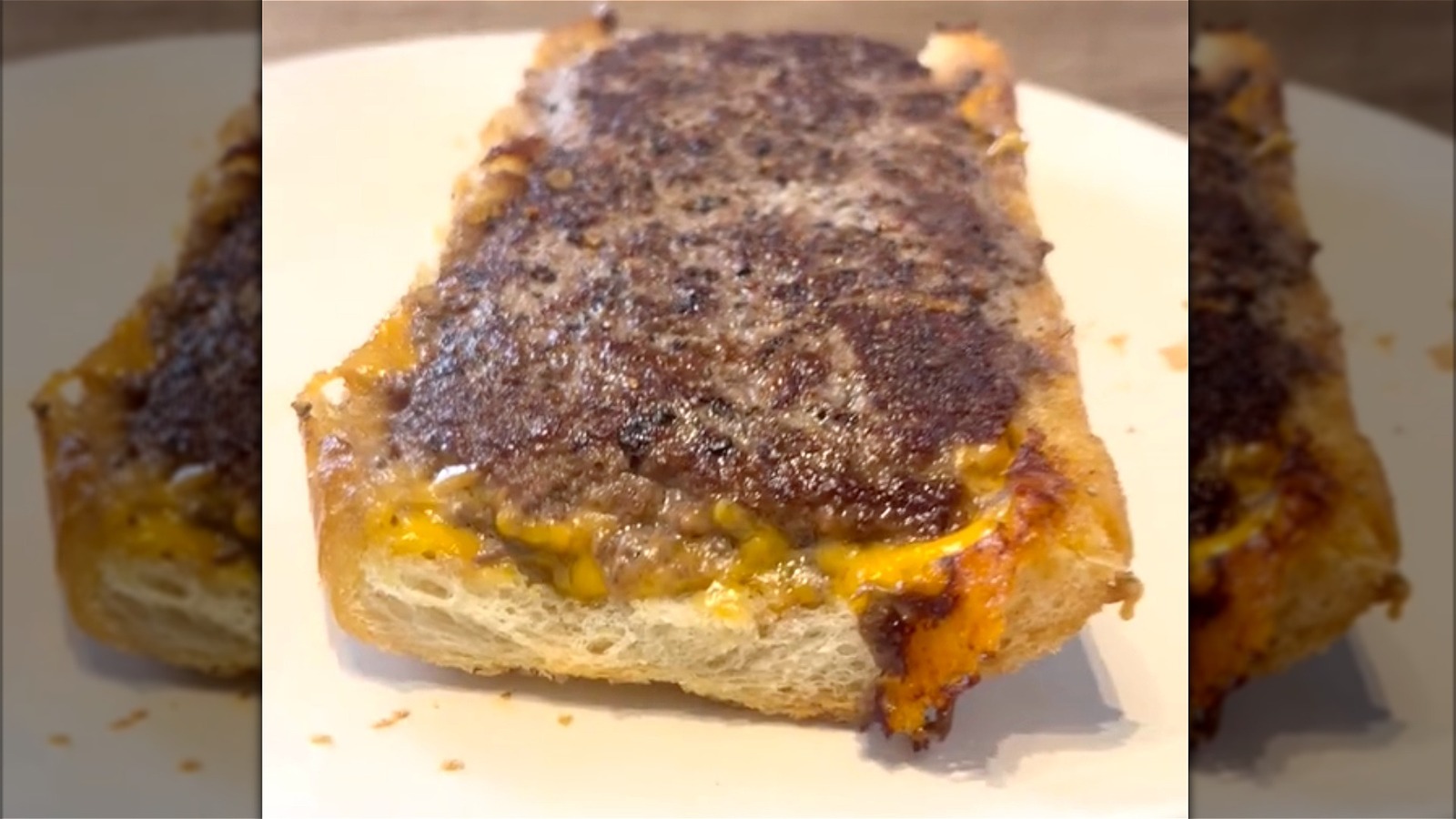 What's A Burger Boat And How Do You Prevent Soggy Bread?