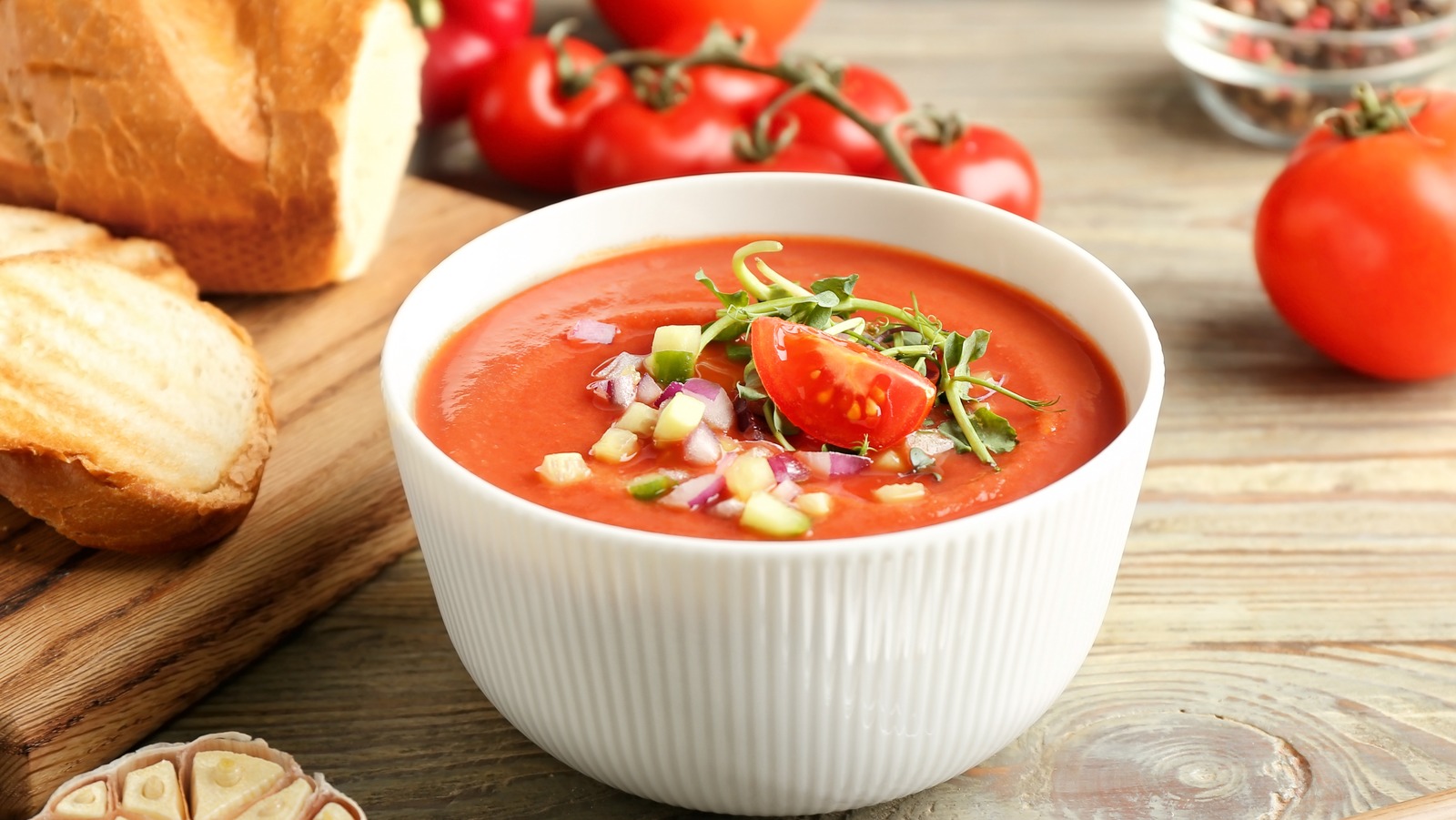 What's The Difference Between Gazpacho And Vichyssoise?