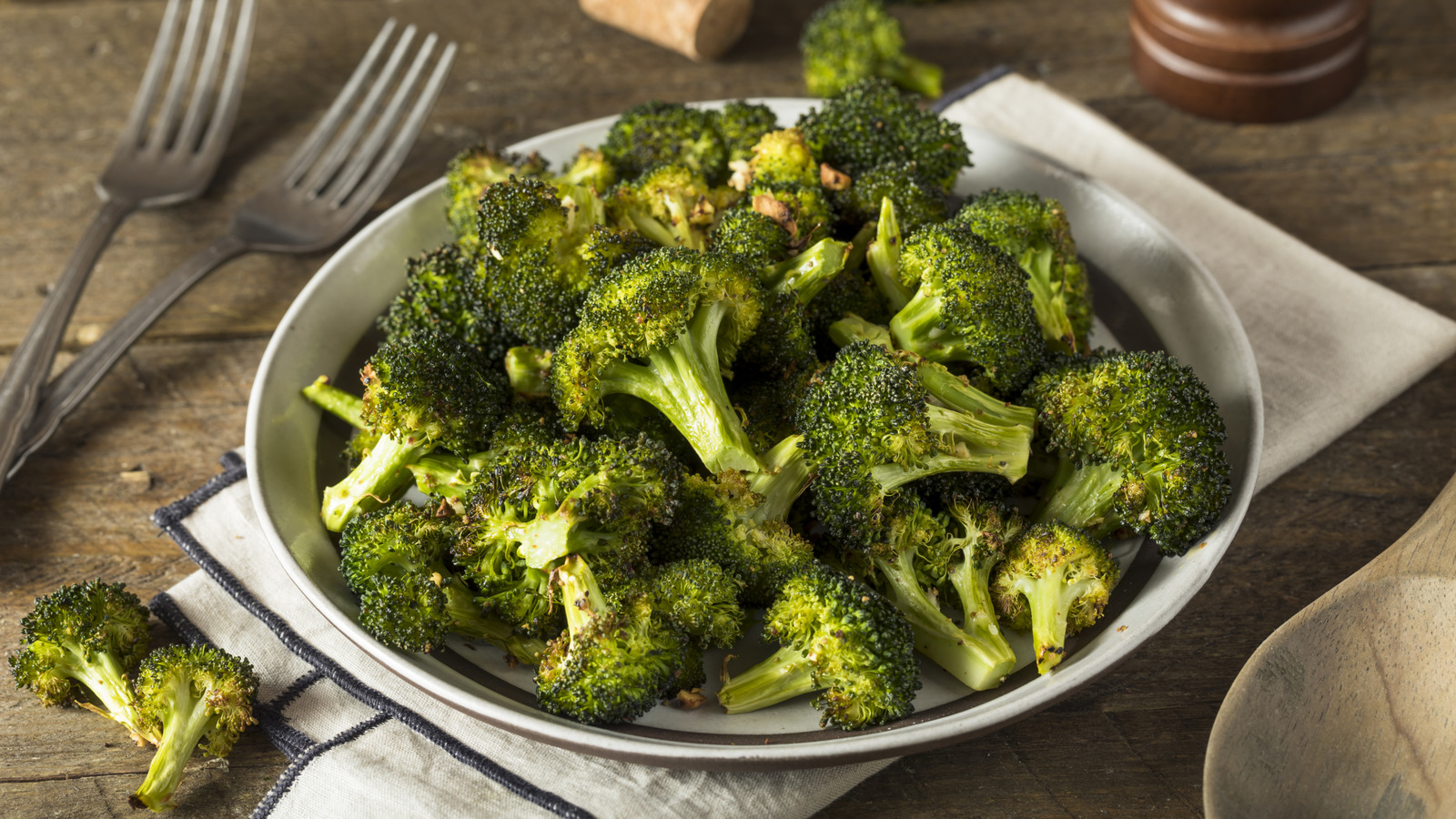 Why Broccoli Always Tastes Better At A Restaurant