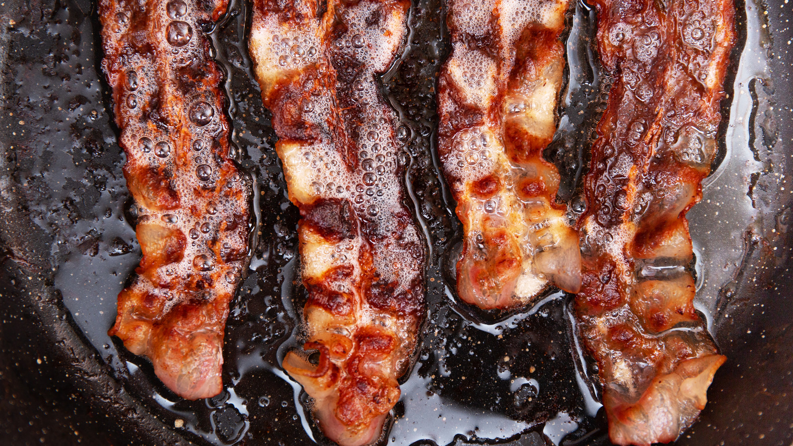 Why Some People Can't Stand The Smell Of Bacon