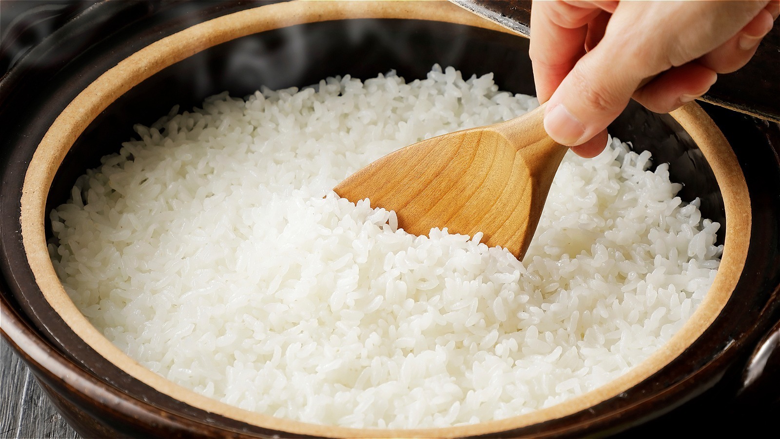 Why You Should Be Cooking Your Rice With Some Vinegar