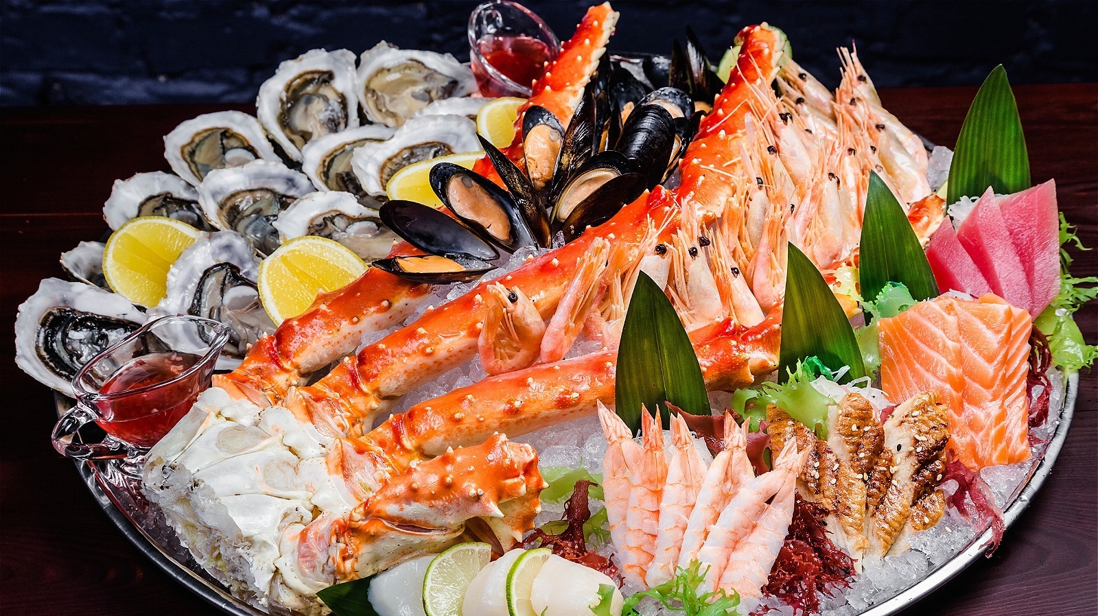 Why You Should Never Order This Seafood More Than 100-Miles Away From ...