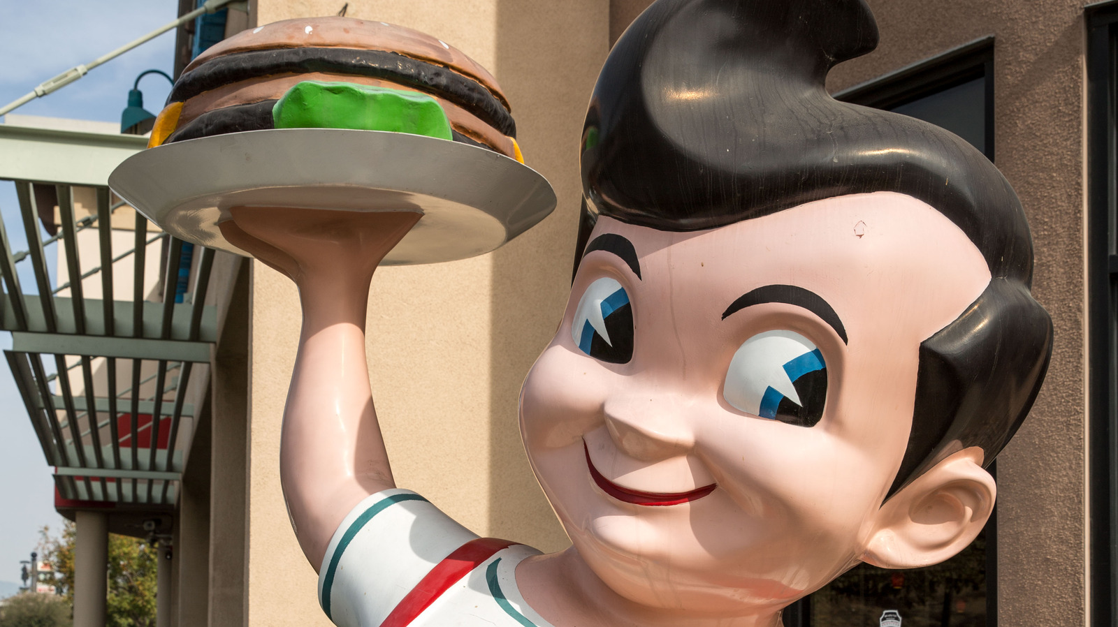 Workers Reveal What It's Really Like To Work At Big Boy