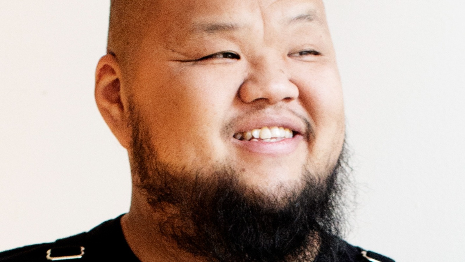 Yia Vang Hands Us The Secret To Cooking With Lemongrass - Exclusive