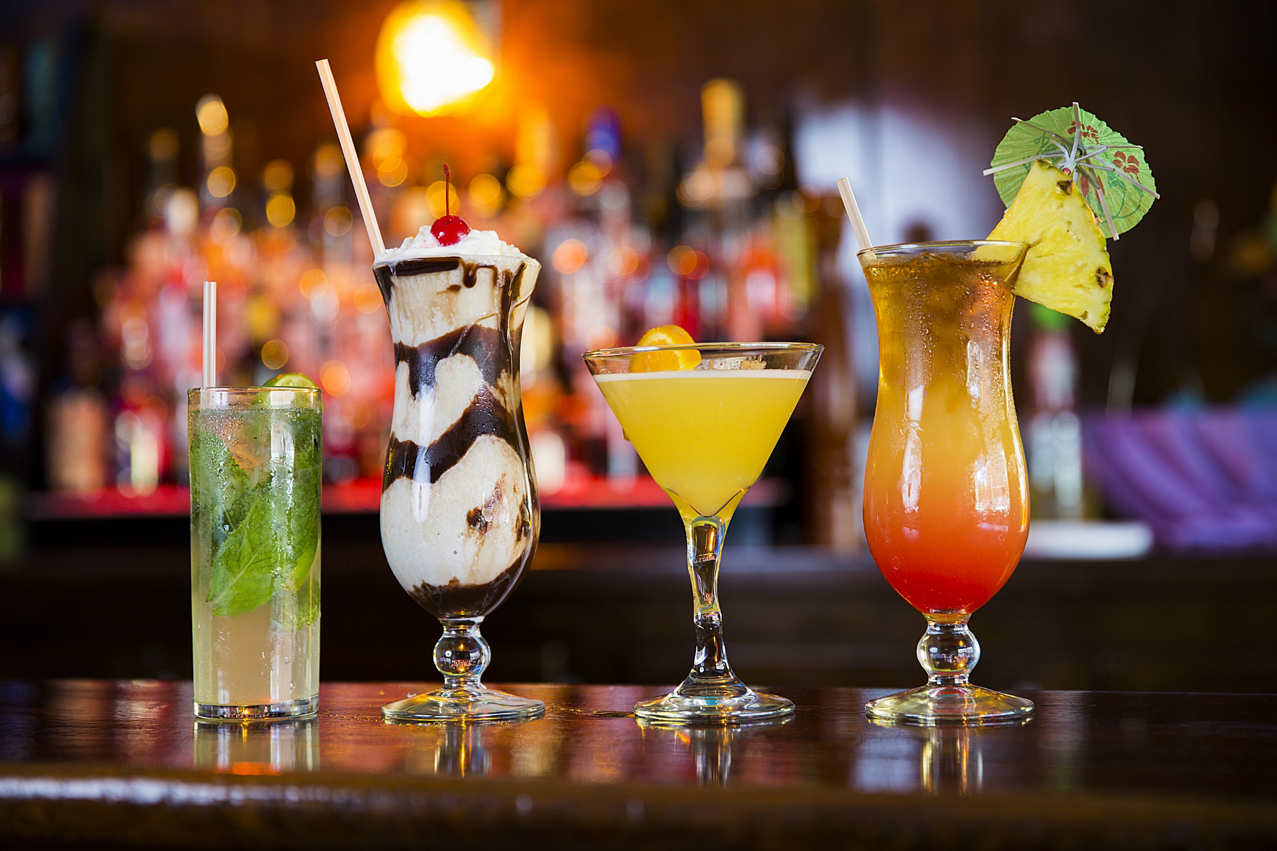 Things You Should Never Order At A Bar